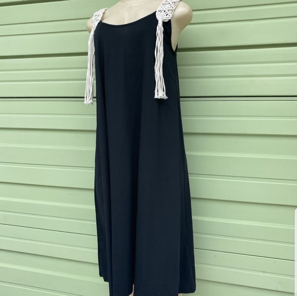 Zara | Dresses | Zara Drees L | Poshmark